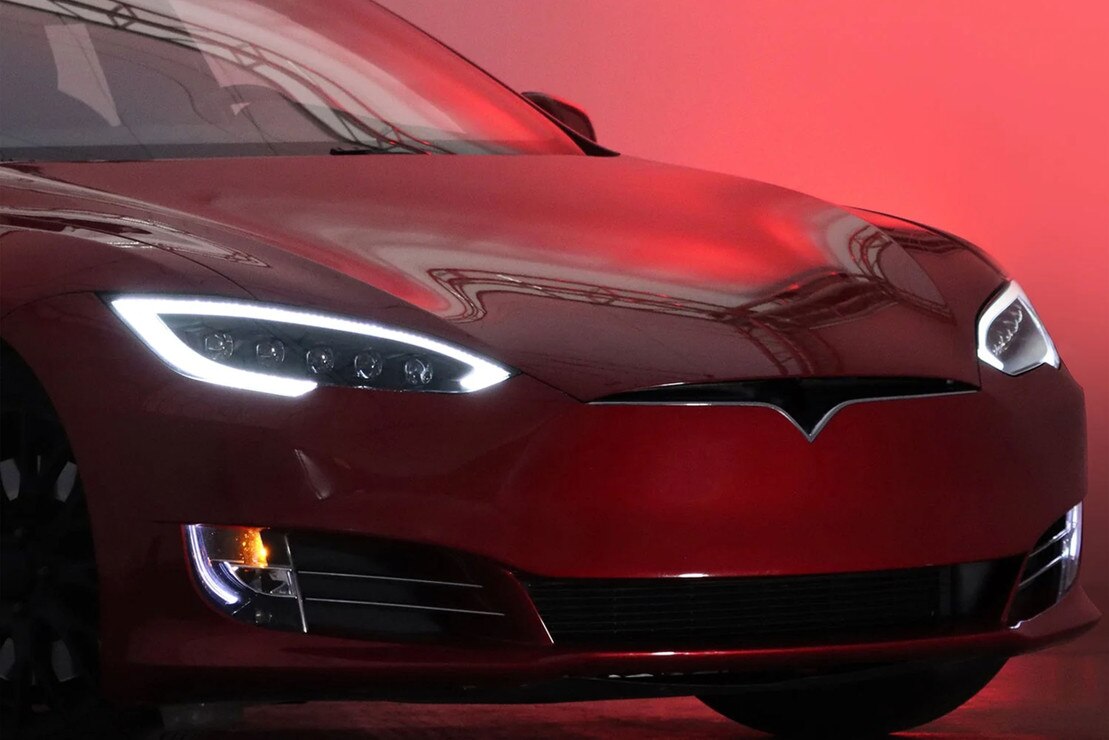 Tesla Model S (12-21) AlphaRex Nova Headlights | HR 880877