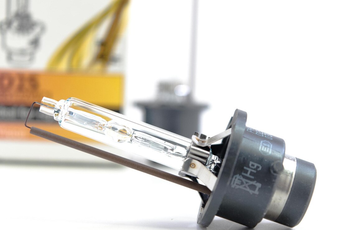 D2S 4300K HID Bulbs: Philips 85122 Standard | HR B70