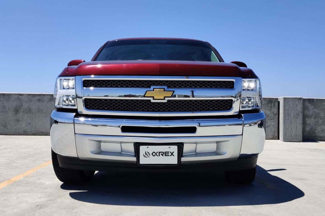 Chevy Silverado 1500 (07-13): AlphaRex Nova Headlights 880207