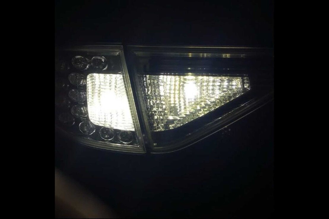 Infiniti G35/37 Sedan Tail as Turn Signal Kit | HR DD3027